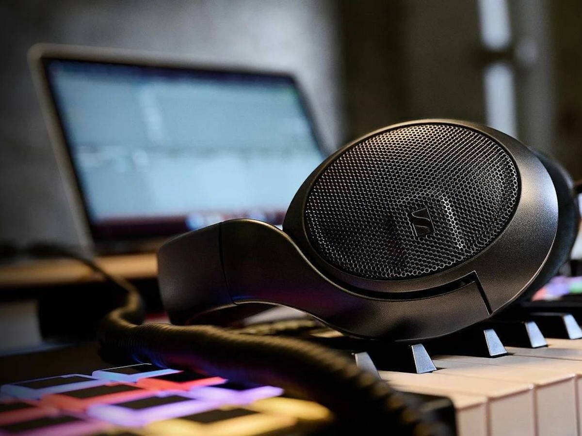 Sennheiser HD400 Pro - SLaudio - TAI NGHE VIỆT Headphone Store
