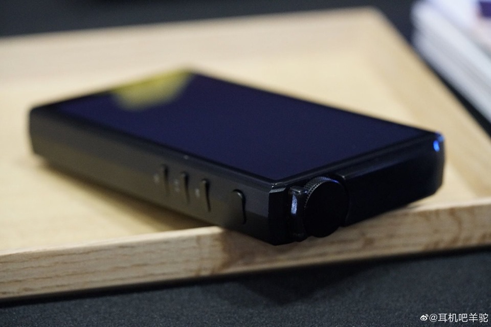 Hiby R8 - SLaudio - TAI NGHE VIỆT Headphone Store