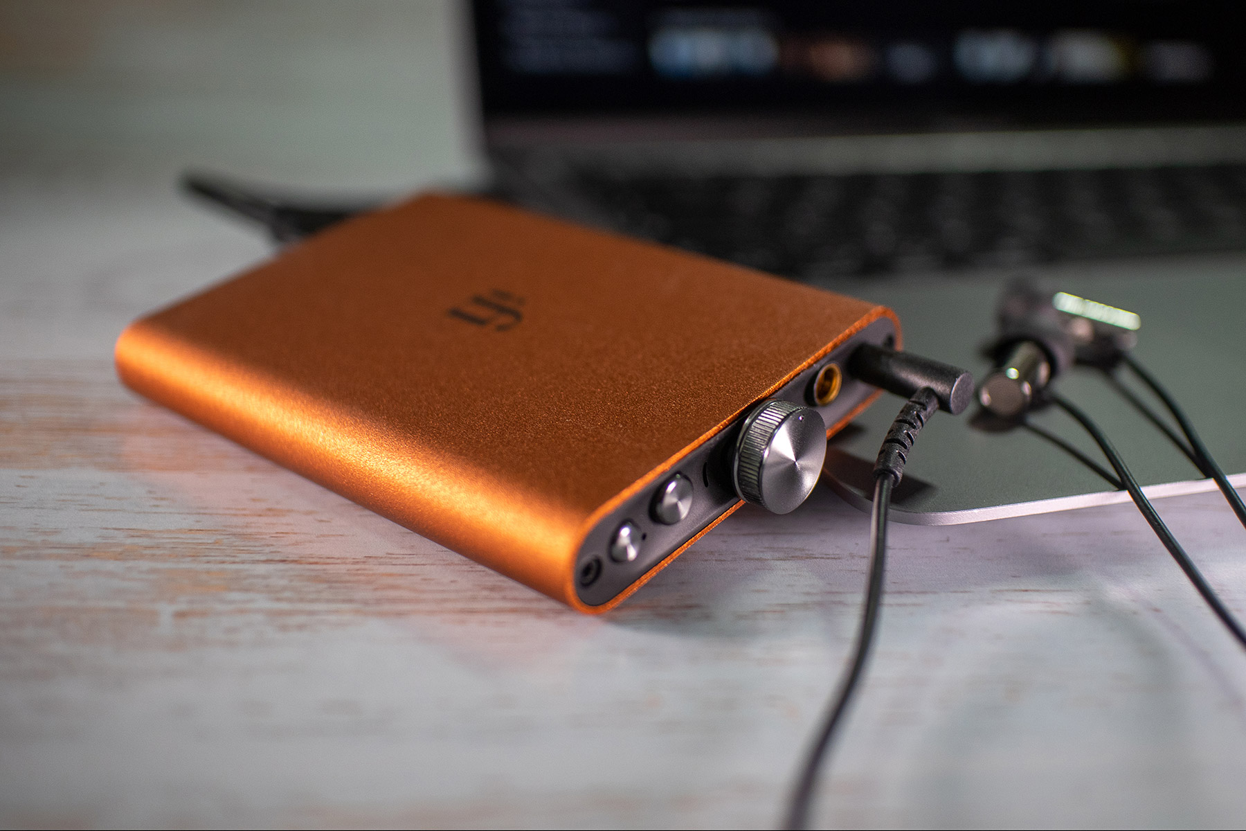 iFi Hip DAC 2 - SLaudio - TAI NGHE VIỆT Headphone Store